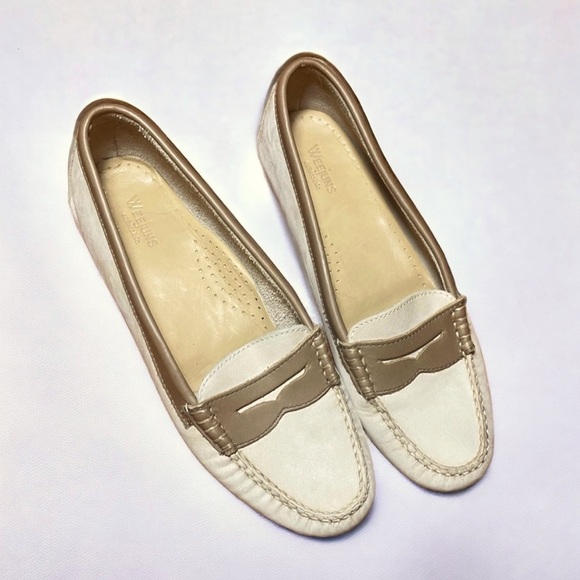 G.H. Bass & Co. | Shoes | Gh Bass Weejuns Womens Size 9 Two Toned Tan Suede Penny Loafers ...